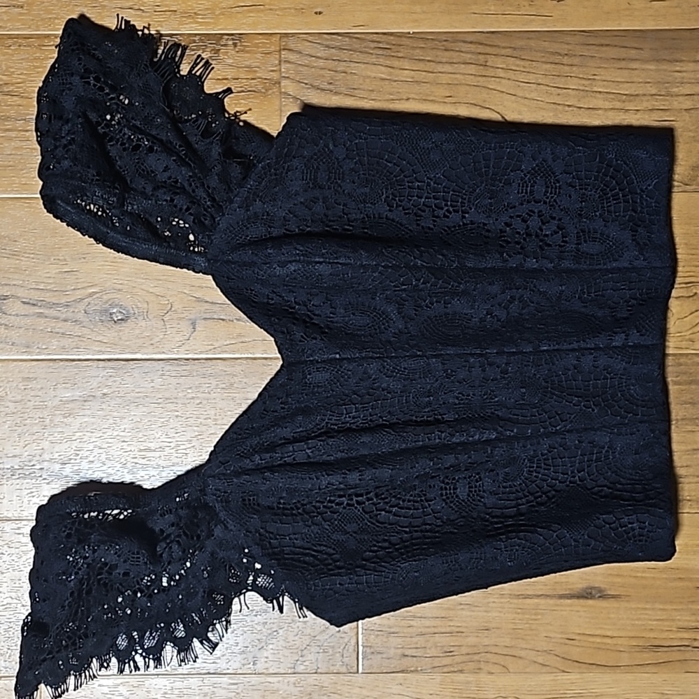 La Femme En Noir | Tops | La Femme En Noir Southern Gothic Lace Bustier ...